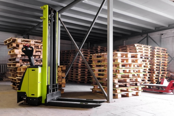 A Comprehensive Checklist To Choose The Right Stacker For Your ...